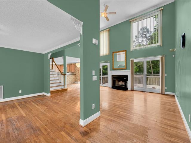 1016 Campbell Road