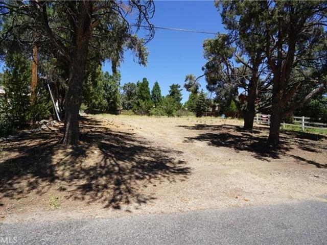 1016 Coldwater Dr, Frazier Park, CA 93225
