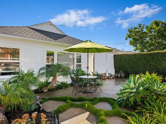 1016 E Haley St, Santa Barbara, CA 93103