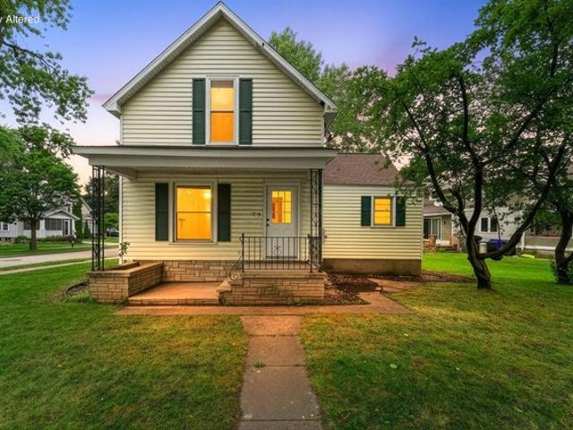 1016 E Vine St, Appleton, WI 54911