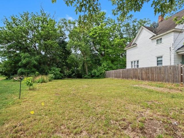 1016 E Vine St, Kalamazoo, MI 49001