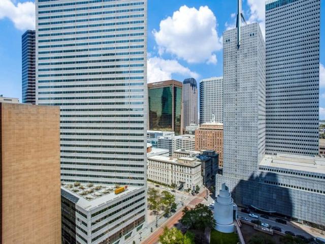 1016 Elm Street 3 Bedroom Apartment for Rent at 1016 Elm St #1436516P, Dallas, TX 75202 Downtown Dallas