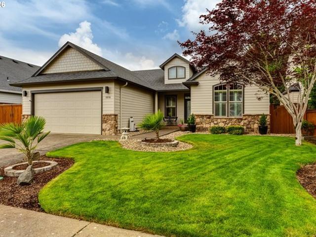 1016 Fieldcrest Ave, Junction City, OR 97448