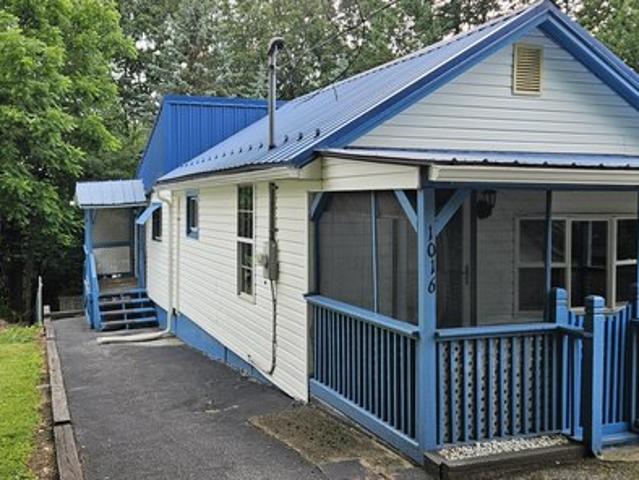 1016 Frankstown Rd, Altoona, PA 16601