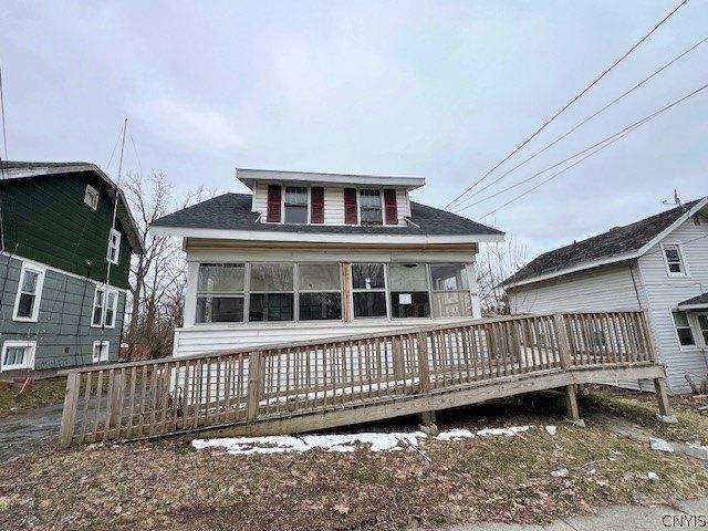 1016 Gotham St, Watertown, NY 13601
