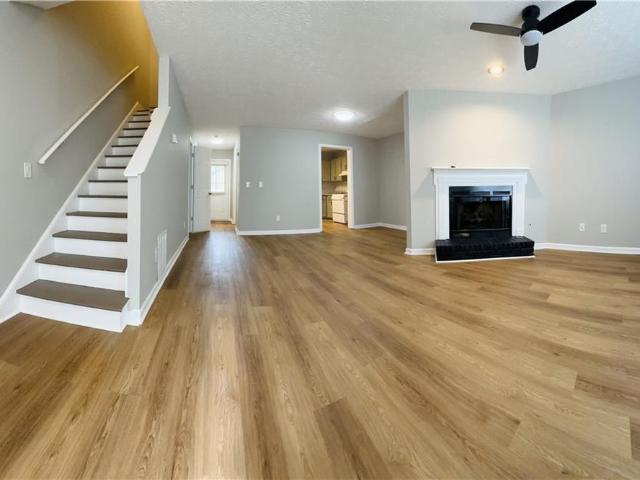 1016 Kennesborough Road NW