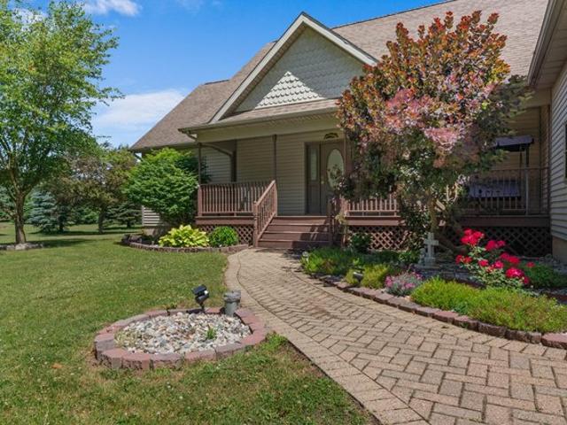 1016 Lukesport Rd, Quincy, MI 49082