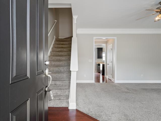 1016 Loxley Dr