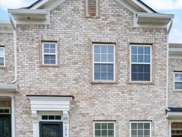 1016 Loxley Dr, Nashville, TN 37211