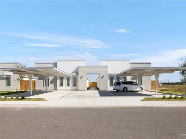 1016 Palm Dr, Alamo, TX 78516