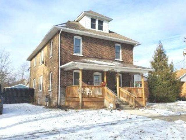 1016 Park Ave, North Chicago, IL 60064