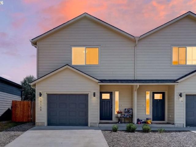 1016 Peach Rd, Winlock, WA 98596