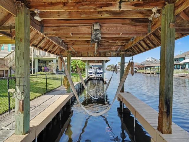 1016 Redfish Street