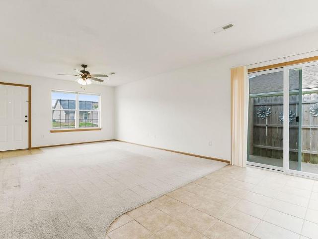1016 SW Sandy Lane