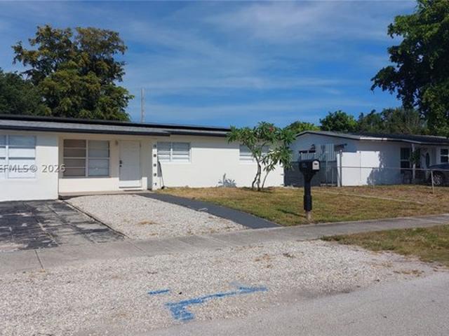 1016 SW 22nd Ter, Fort Lauderdale, FL 33312
