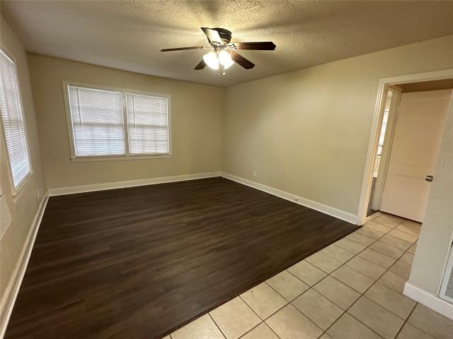 1016 S Booth Lane B