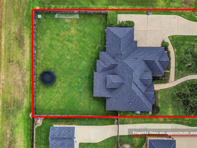 1016 Shady Oaks Drive