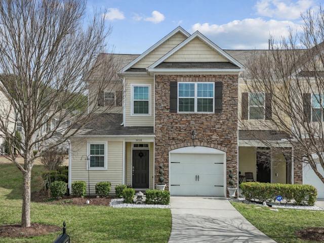 1016 Skyler Lane