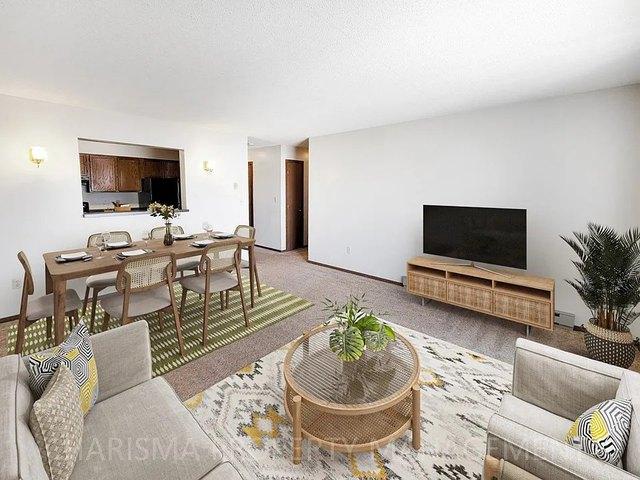 1016 Southland Ln, Brookings, SD 57006