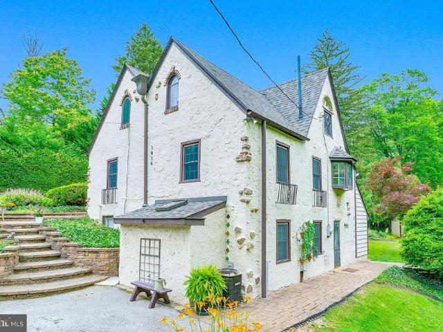 1016 Trinity Lane