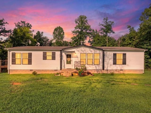 1016 Trouble Rd, Ashland City, TN 37015