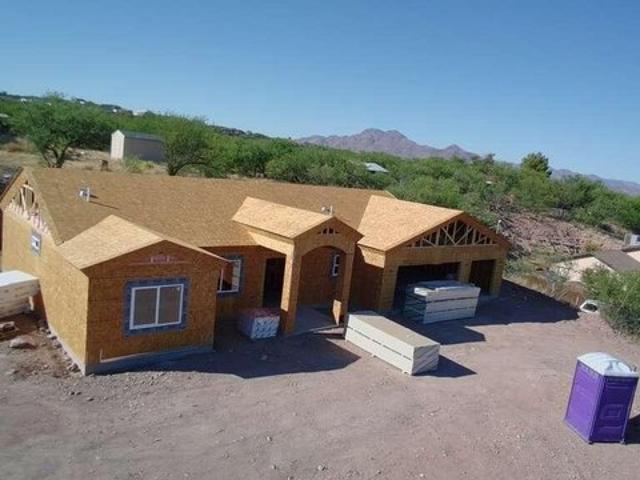1016 Via Independencia, Rio Rico, AZ 85648