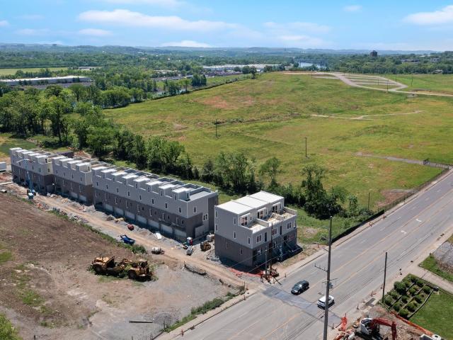 1016 W Trinity Ln, Unit 9, Nashville, TN 37218 | MLS #2757 | Compass
