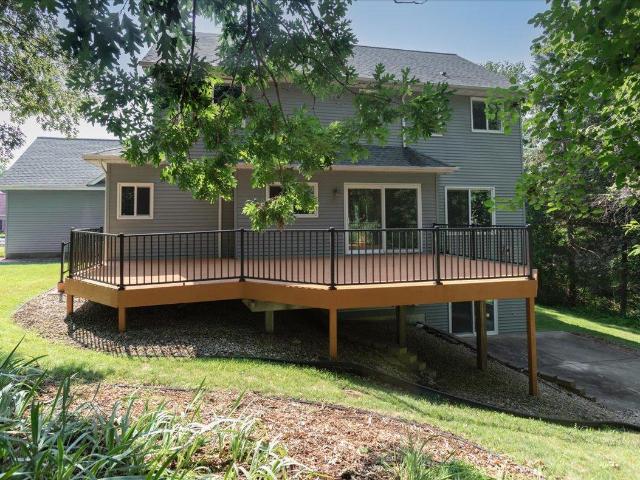 1016 Willow River Road