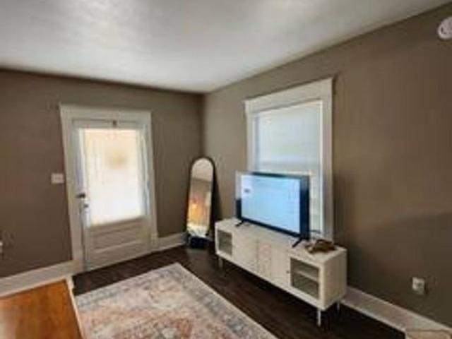 1016 1018 South Buckeye Street 2 Bedroom Apartment for Rent at 1016 S Buckeye St, Kokomo, IN 46902