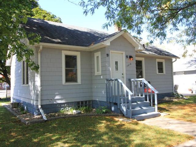 1016 20th St S, La Crosse, WI 54601