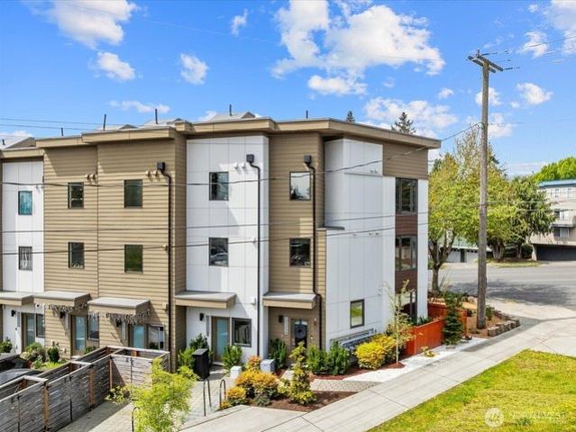 10170 Holman Rd NW Unit H, Seattle, WA 98177