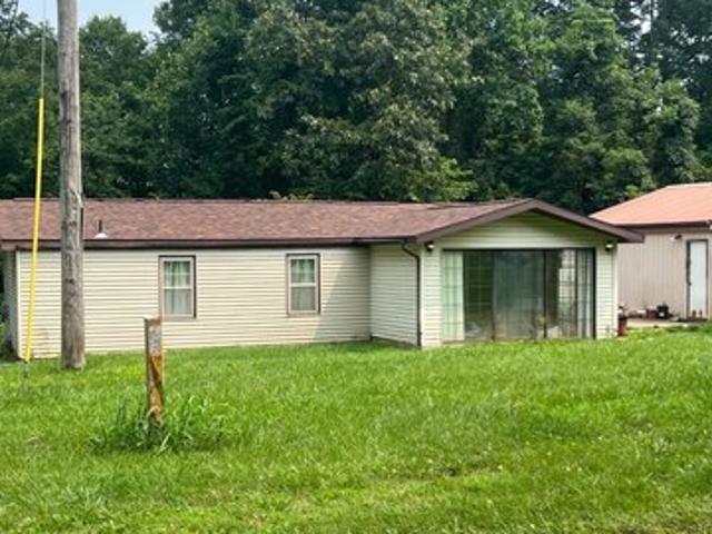 10171 Tanzy Rd, Cannelton, IN 47520