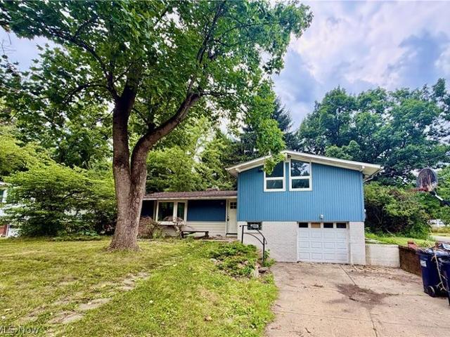 10174 W River Rd, Columbia Station, OH 44028