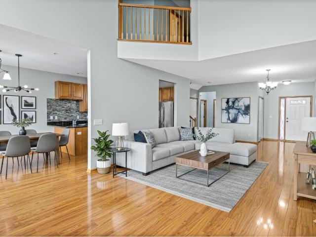 10174 Indigo Dr, Eden Prairie, MN 55347 | MLS #6822 | Compass