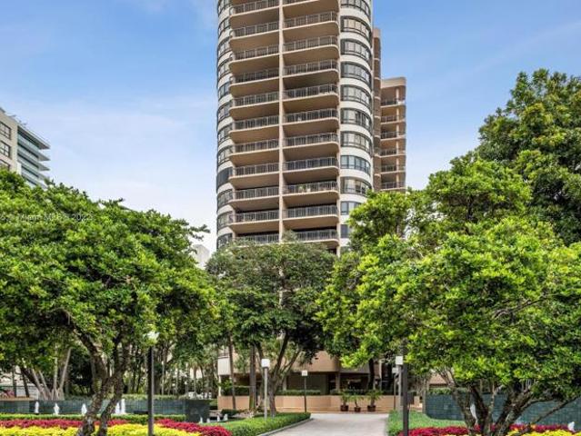 10175 Collins Ave #104 Bal Harbour, FL 33154
