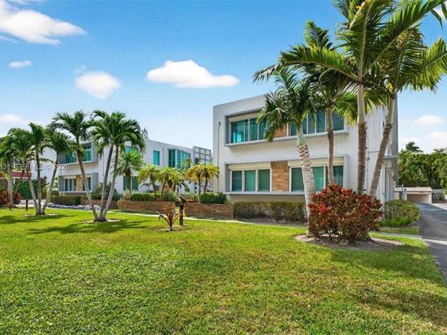 10178 Collins Ave Apt 208, Bal Harbour, FL 33154