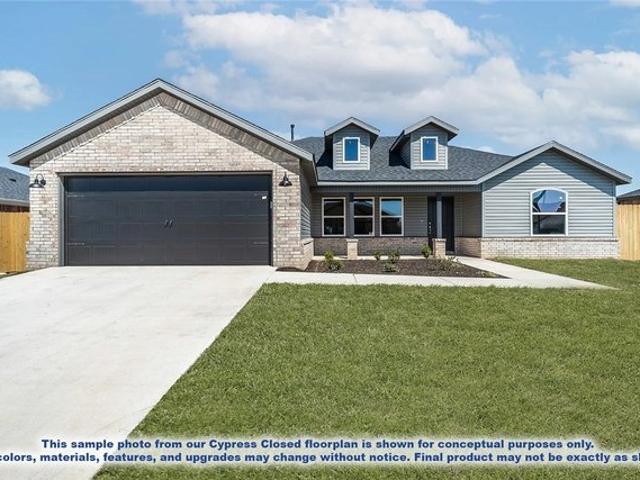 1017 Marquis Ave, Lowell, AR 72745