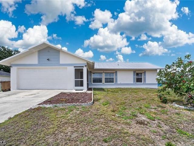 1017 NW 15th St, Cape Coral, FL 33993