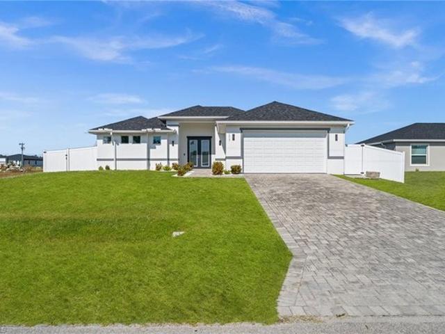 1017 NW 15th Ter, Cape Coral, FL 33993