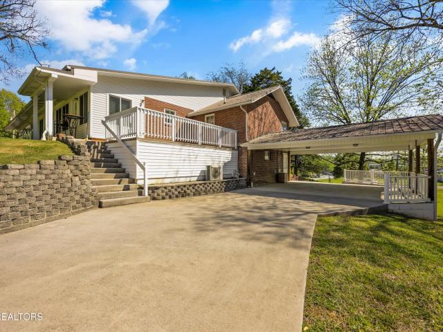 1017 Old Knoxville Hwy