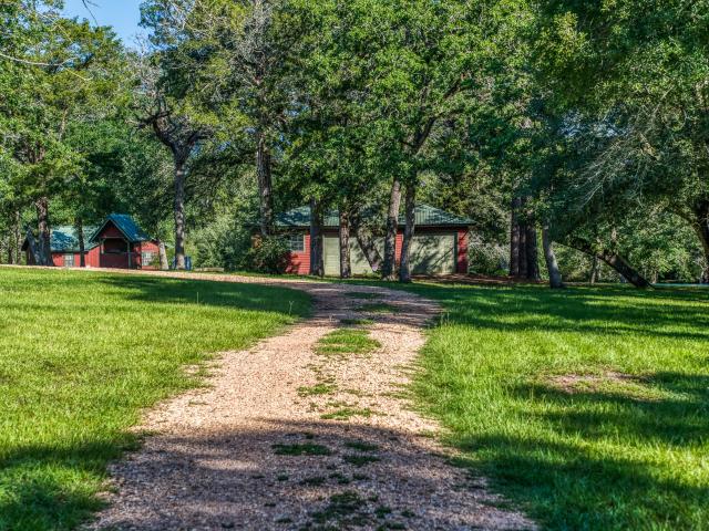 1017 Allen Road