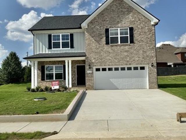 1017 Amber Hills Dr, Ashland City, TN 37015