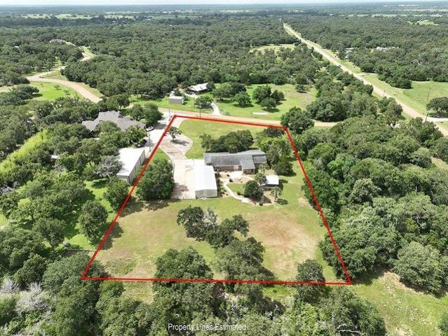 1017 Buescher Rd, Columbus, TX 78934