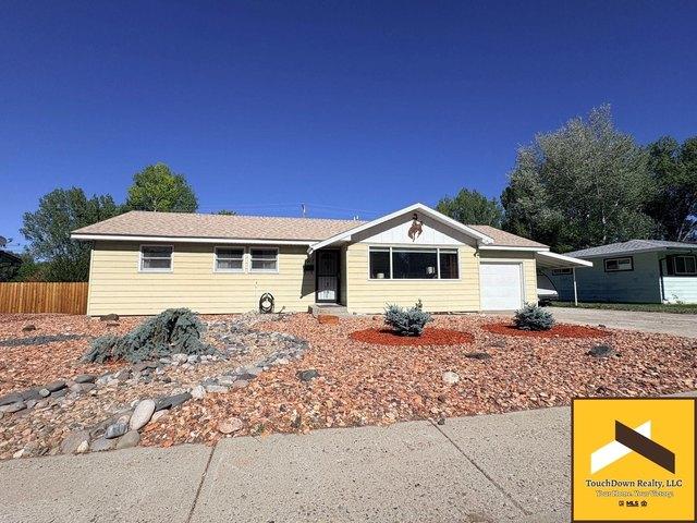 1017 Big Horn Dr, Riverton, WY 82501