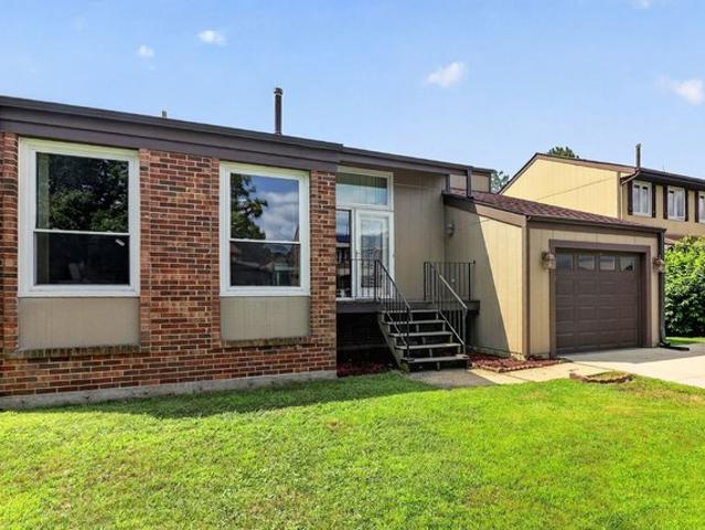 1017 Bob O Link Dr, Darien, IL 60561