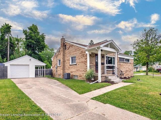1017 Boynton Dr, Lansing, MI 48917