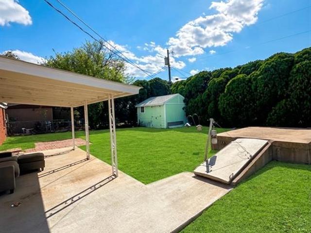 1017 Coe Street
