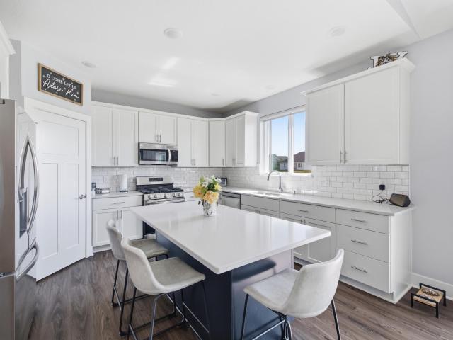 1017 Durango Dr