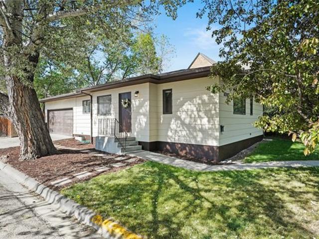1017 E Broadway St, Helena, MT 59601