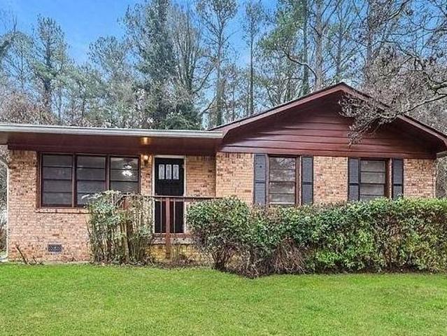 1017 Eisenhower Rd SE, Atlanta, GA 30354